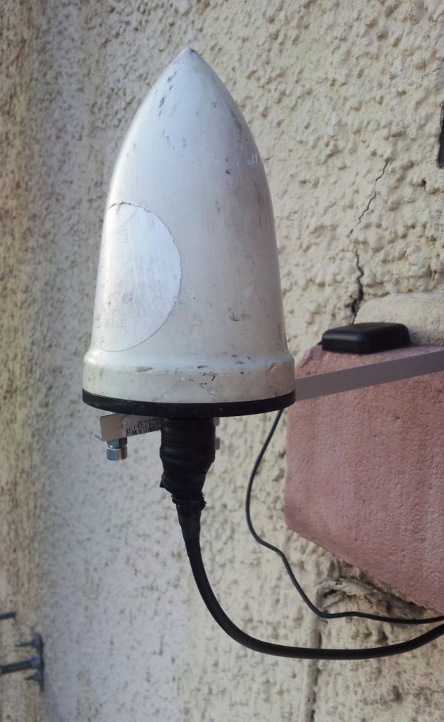 Perfect time: upgrade to a Motorola M12+ receiver, and new GPS antenna ...