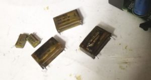 HP 8561B Spectrum Analyzer: a smoking power supply | SimonsDialogs