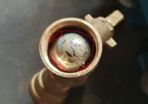 Spring repairs: Fixing and frost-proofing ball valve | SimonsDialogs