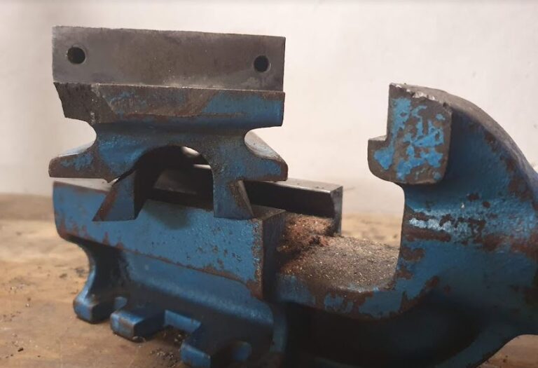 Metalworking: strange defects of long-used tools | SimonsDialogs